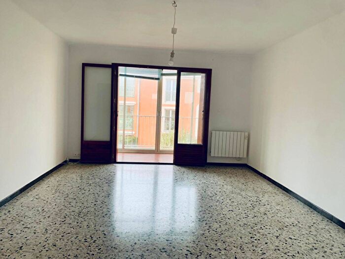 Appartement à louer - Tante Victoire, Six-Fours-les-Plages - 1 pièce