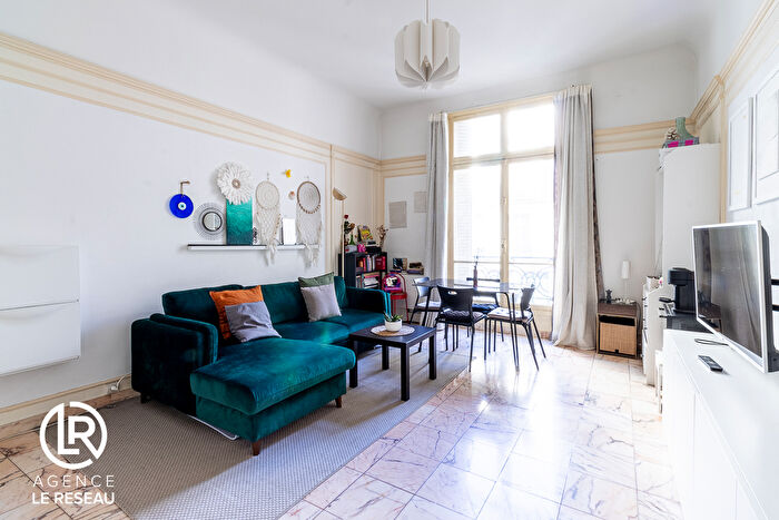 Appartement à vendre - Paris e , Saint-Philippe du Roule - 1 pièce