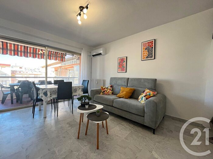 Appartement à louer - Antibes, Juan-les-Pins, Le Cap - 1 pièce