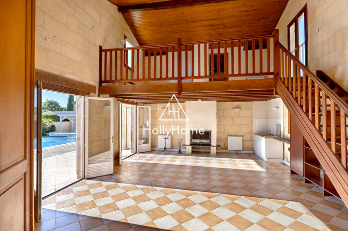 Saint-Loubès : Maison 10 pièces à vendre