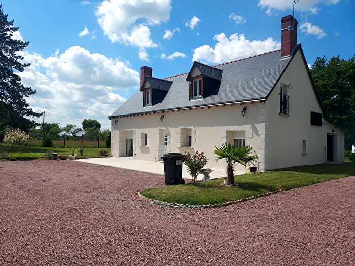 Maison à vendre - La Chapelle-sur-Loire - 6 pièces - 3 chambres
