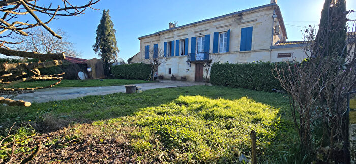 Maison à vendre - Isle-Saint-Georges - 5 pièces - 4 chambres