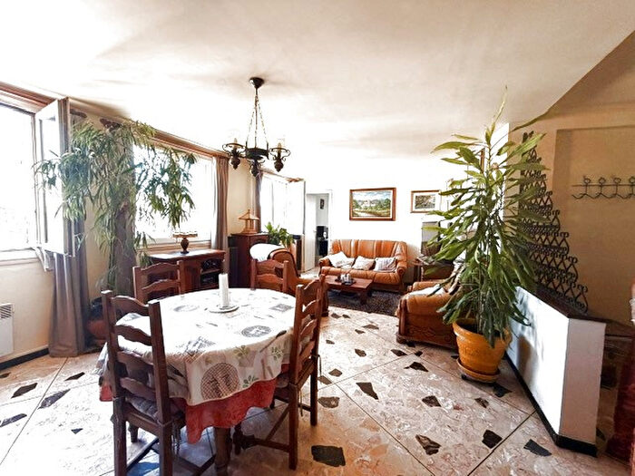 Appartement 5 pièces à Toulon, Saint-Jean du Var, à vendre