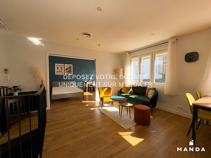 Appartement à louer - Nantes, Centre-ville - 3 pièces - 1 chambre