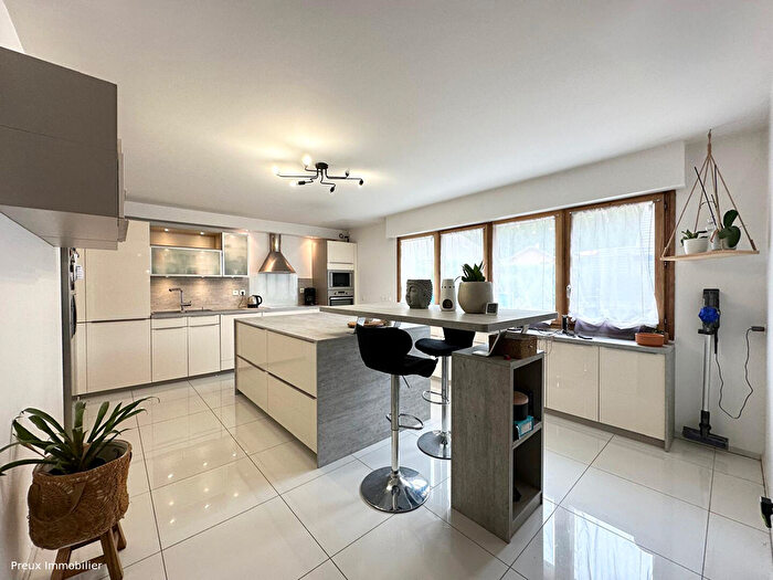 Maison à vendre - Metz-Tessy - 5 pièces - 4 chambres