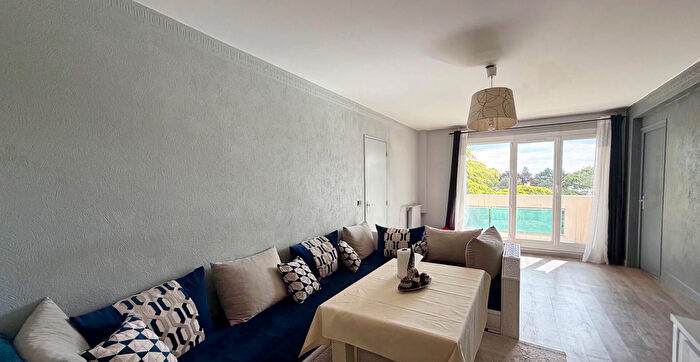 Appartement 4 pièces à Épinay-sur-Seine, Les Econdeaux, à vendre