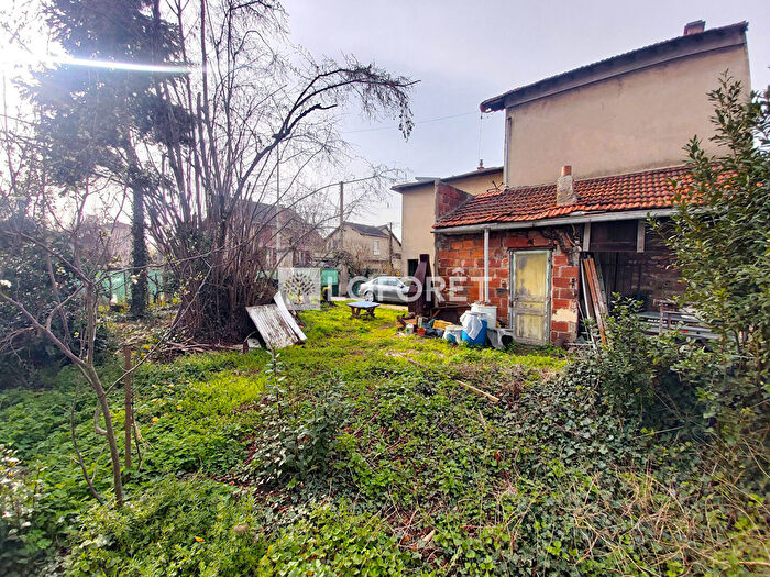 Maison à vendre - Villemomble, Centre-ville, Orangerie - 5 pièces - 3 chambres