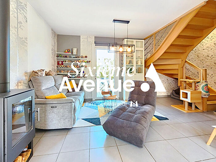 Maison à vendre - Pleurtuit - 5 pièces - 4 chambres