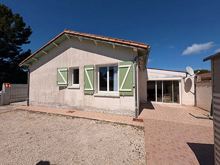 Saint-Georges-d'Oléron, Domino, Chaucre, Epinouses, Grand Cluseau, Coquettes - Maison 4 pièces à vendre