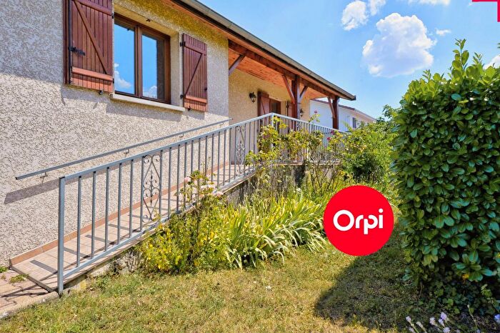 Maison 4 pièces à vendre à Saint-Priest, Revaison