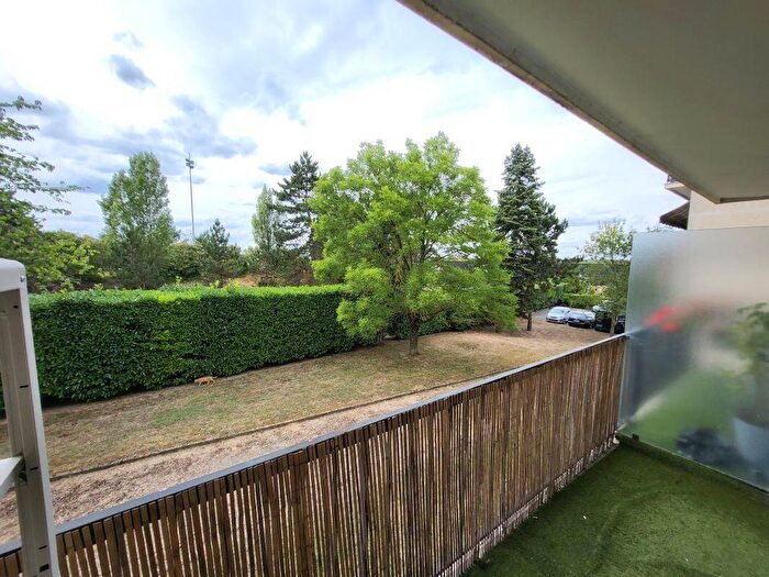 Appartement à louer - Nord, Chambourcy - 1 pièce