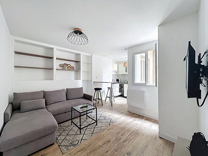 Appartement à louer - Dufau-Tourasse, Pau - 2 pièces - 1 chambre