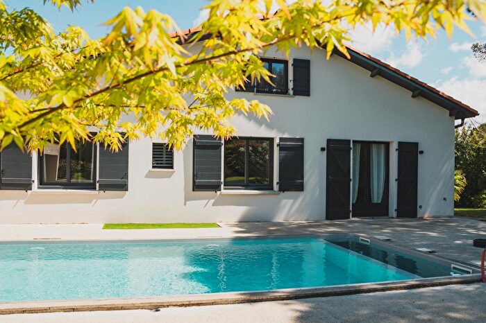 Maison 5 pièces à Saint-Sauveur, à vendre