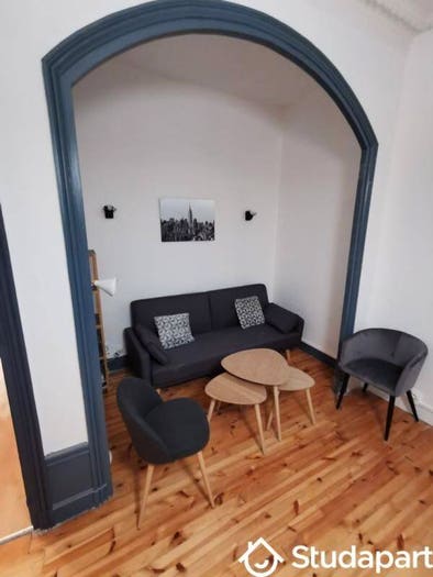 Badouillère-Saint Roch-Valbenoîte, Saint-Étienne : Appartement 5 pièces à louer