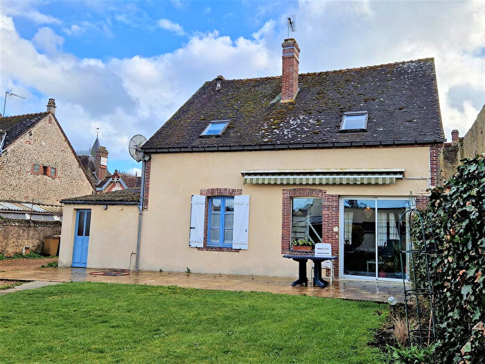 Maison 4 pièces à Brezolles, à vendre