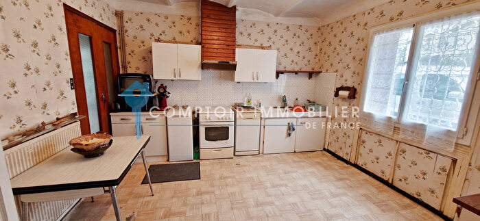 Maison à vendre - Saint-Julien-les-Rosiers - 4 pièces - 2 chambres