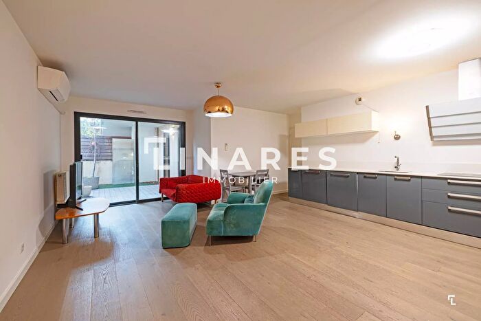 Appartement à louer - Marseille e , Bompard - 3 pièces - 2 chambres