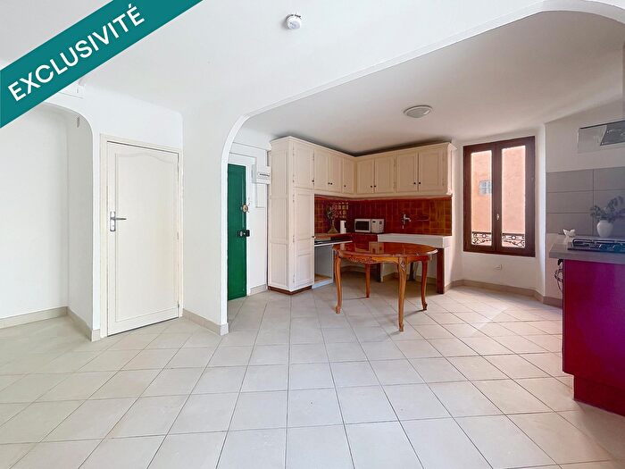 Appartement 3 pièces à Montferrat, à vendre