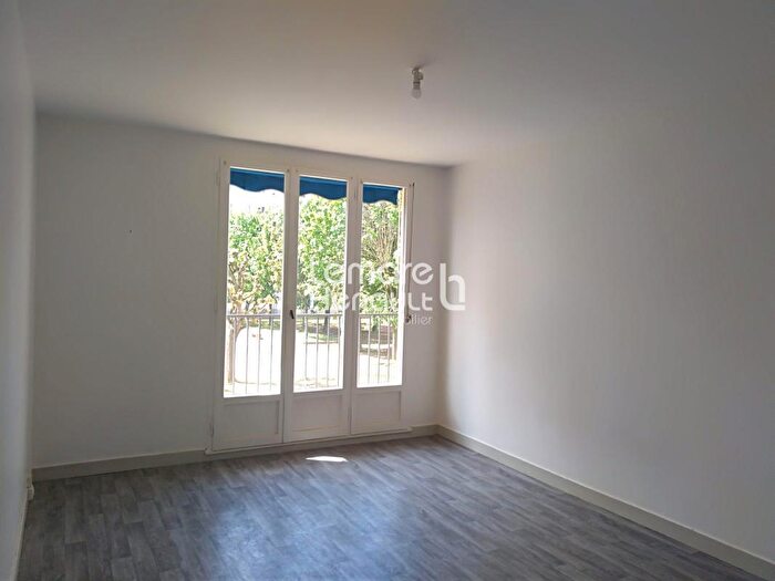 Dreux, Sainte-Eve : Appartement 2 pièces à vendre