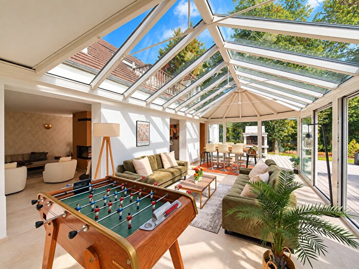 Maison 10 pièces à vendre à Lamorlaye