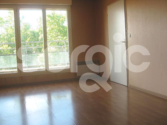 Appartement à louer - Orléans, Saint-Vincent, Pasteur - 3 pièces - 2 chambres