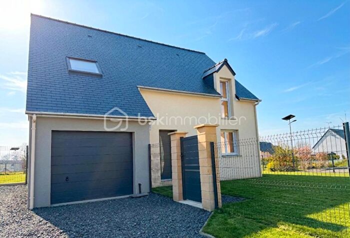 Maison à vendre - Couvains - 5 pièces - 4 chambres