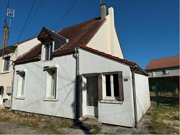 Maison 4 pièces à vendre à Vierzon, Colombier, Cité scolaire
