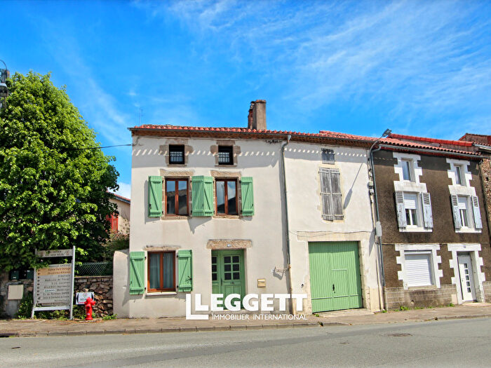 Confolens - Maison 8 pièces à vendre