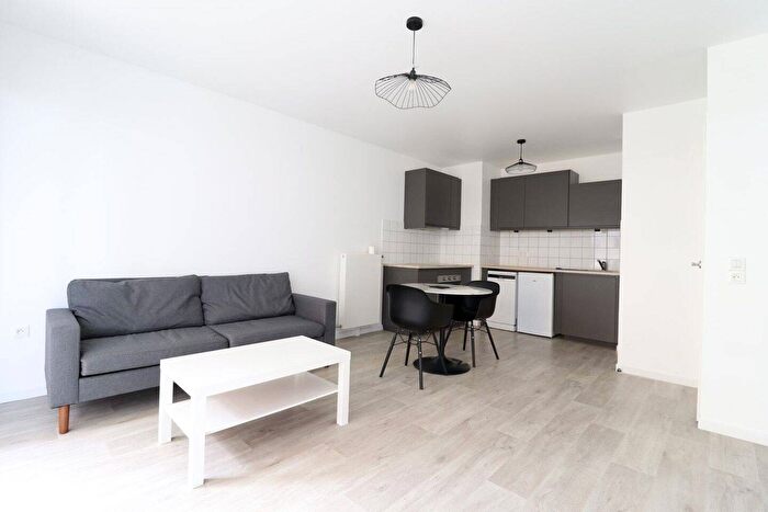 Appartement à louer - Centre I, Choisy-le-Roi - 2 pièces - 1 chambre