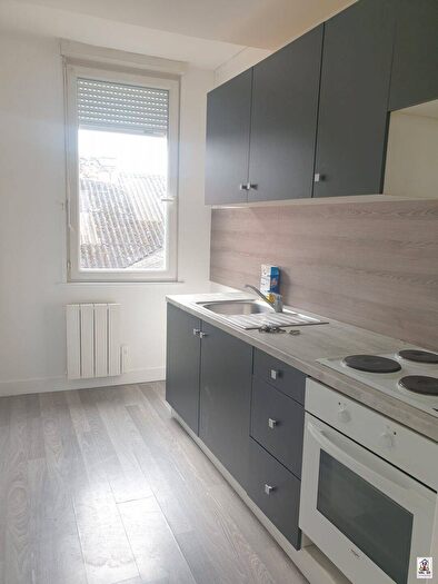 Clermont : Appartement 2 pièces à louer