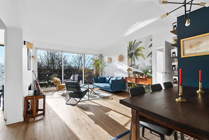 Appartement à vendre - Vaucresson - 5 pièces - 4 chambres