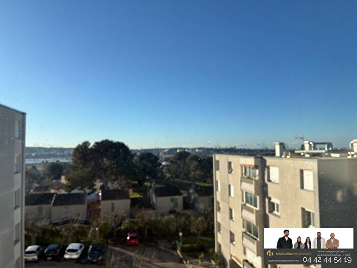 Appartement à louer - Martigues - 4 pièces - 3 chambres