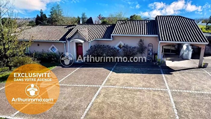 Maison à vendre - La Chapelle-Gonaguet - 5 pièces - 4 chambres