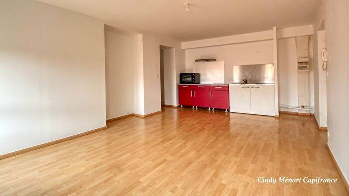 Appartement à louer - Bouzonville - 3 pièces - 2 chambres