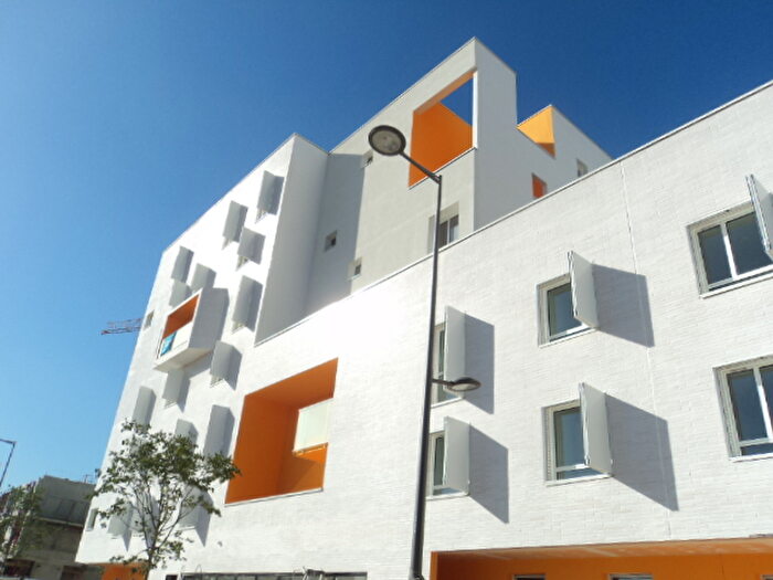 Appartement à louer - Bordeaux - 3 pièces - 2 chambres