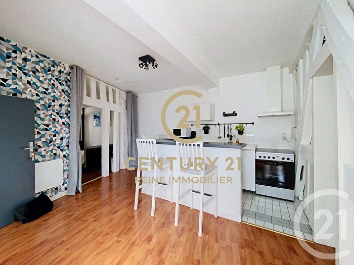 Appartement 2 pièces à vendre à Quartiers Centre, Saint-Anne
