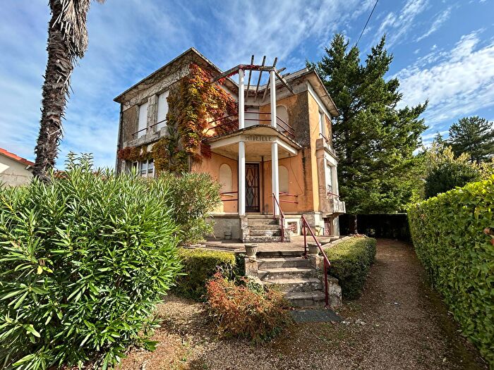 Maison à vendre - Niort, Sainte-Pezenne - 5 pièces - 2 chambres