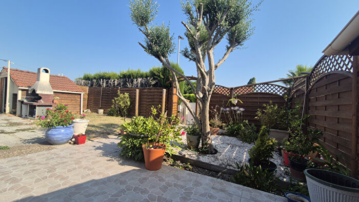 Maison à vendre - Saint-Martin-Lalande - 4 pièces - 3 chambres