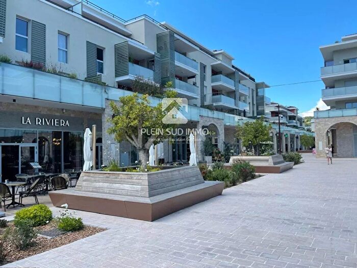 Mougins, Centre-ville, Village, Tournamy, Le Val de Mougins : Appartement 3 pièces à louer