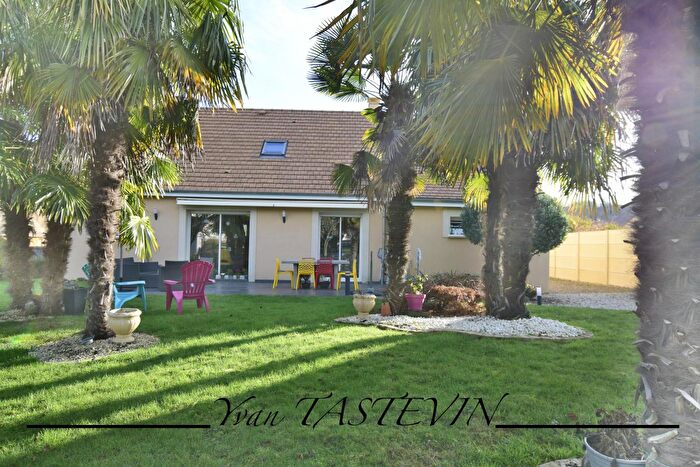 Maison à vendre - Tuffé - 5 pièces - 4 chambres