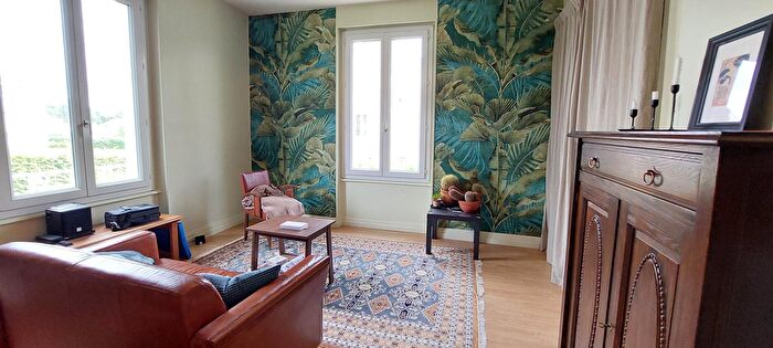 Riom, Le Couriat, Les Boules, La Beaumette, La Petite Provence : Appartement 3 pièces à vendre