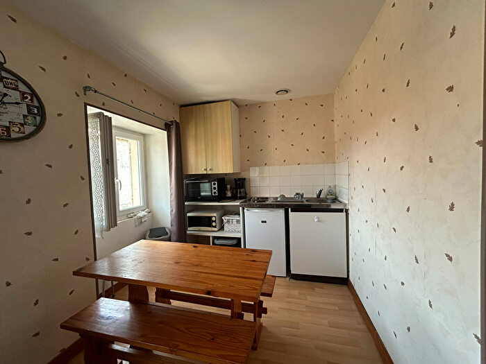 Appartement 1 pièce à Civray, à louer