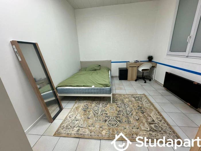 Gare-Jean Jaurès, Vitry-sur-Seine : Appartement 1 pièce à louer