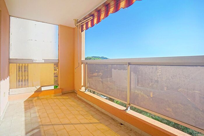 Appartement à vendre - Le Cannet, Rocheville, Colombier, Campelières - 3 pièces - 2 chambres