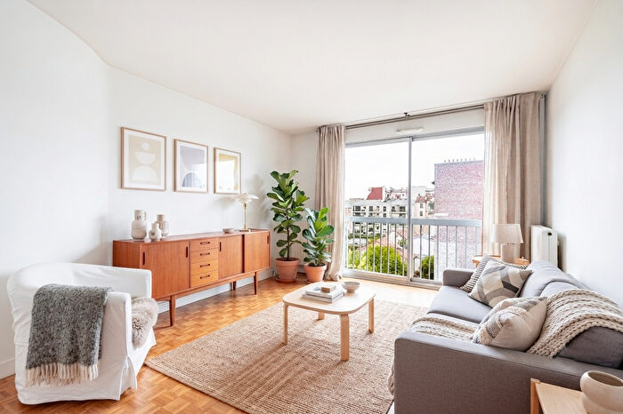 Asnières-sur-Seine, Bécon, Bourguignons : Appartement 2 pièces à vendre