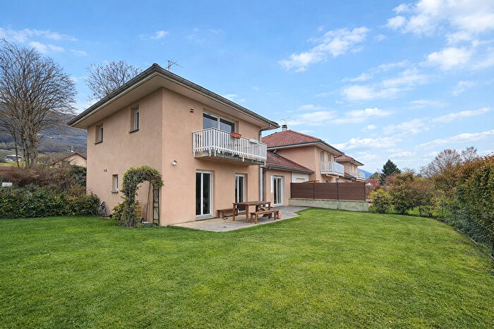 Maison à vendre - Thoiry - 4 pièces - 3 chambres