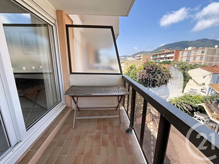Appartement 2 pièces à vendre - Cavalaire-sur-Mer, Centre-ville