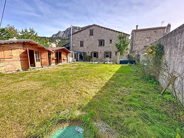 Maison 7 pièces à Soleilhas, à vendre