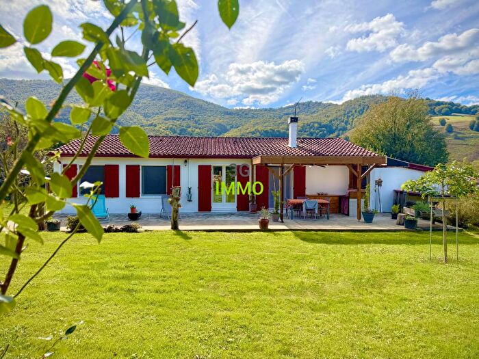 Maison 5 pièces à vendre à Larceveau-Arros-Cibits