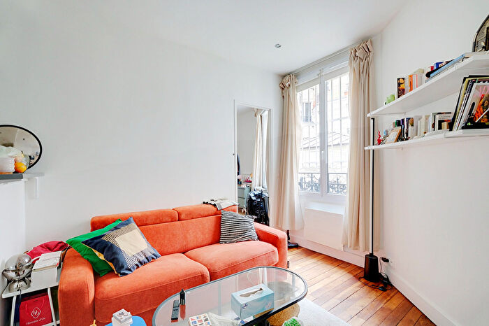 Appartement 2 pièces à vendre - Paris 18ème, Barbès, Château Rouge